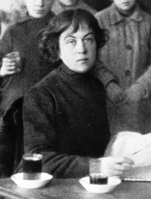 Democratic centralism, the Workers Opposition, clandestine opposition movements, the crisis in ...